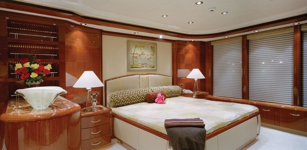 Yacht ALLEGRIA, Hakvoort Shipyard | CHARTERWORLD Luxury Superyacht Charters